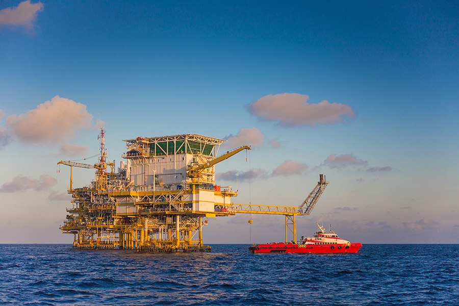 Oil and Gas processing platform and accommodation platform in mo